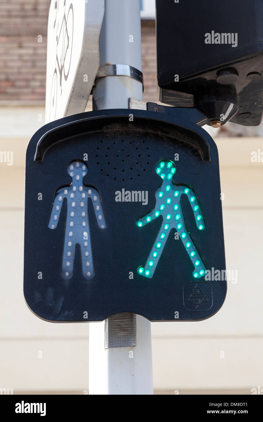 France pedestrian crossing hi-res stock photography and images - Alamy