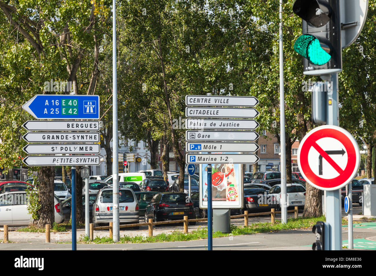 Signs showing destinations in Dunkirk, Dunkirque, France Stock Photo ...