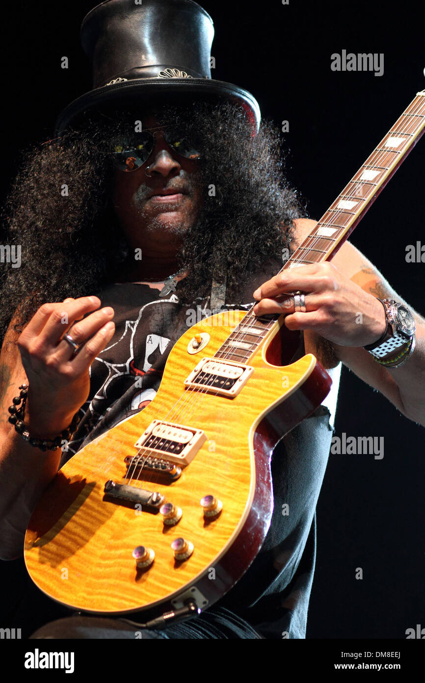 Slash performing at Hisense Arena Melbourne, Australia - 28.08.12 Stock ...