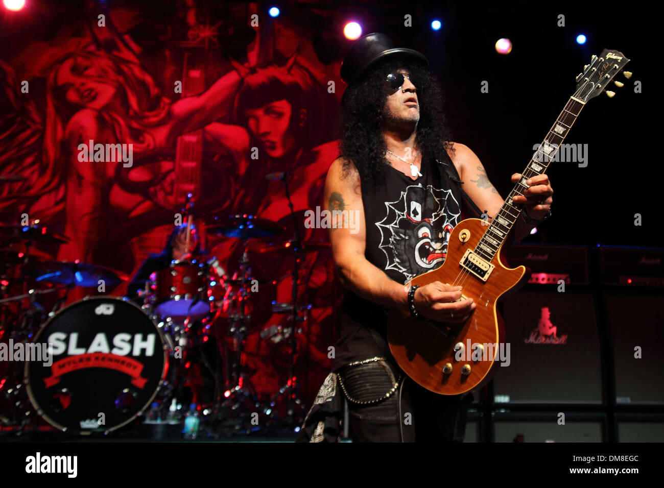 Slash performing at Hisense Arena Melbourne, Australia - 28.08.12 Stock ...