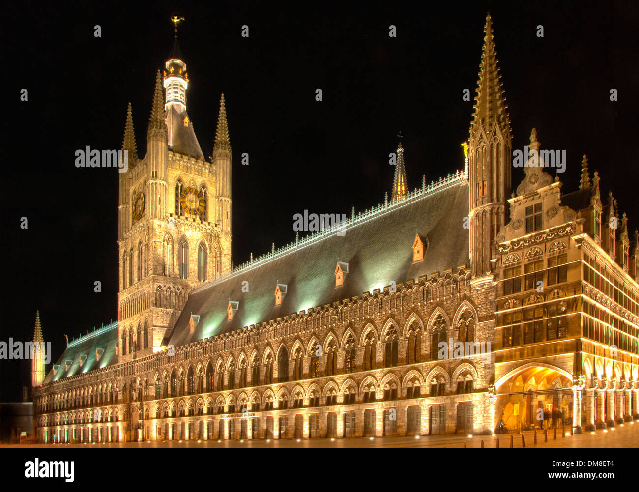Ypres cloth hall hi-res stock photography and images - Alamy