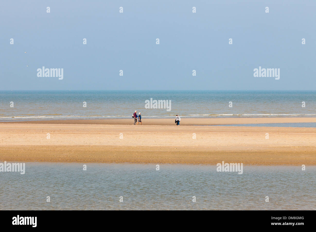 Dunkirk beach hi-res stock photography and images - Alamy