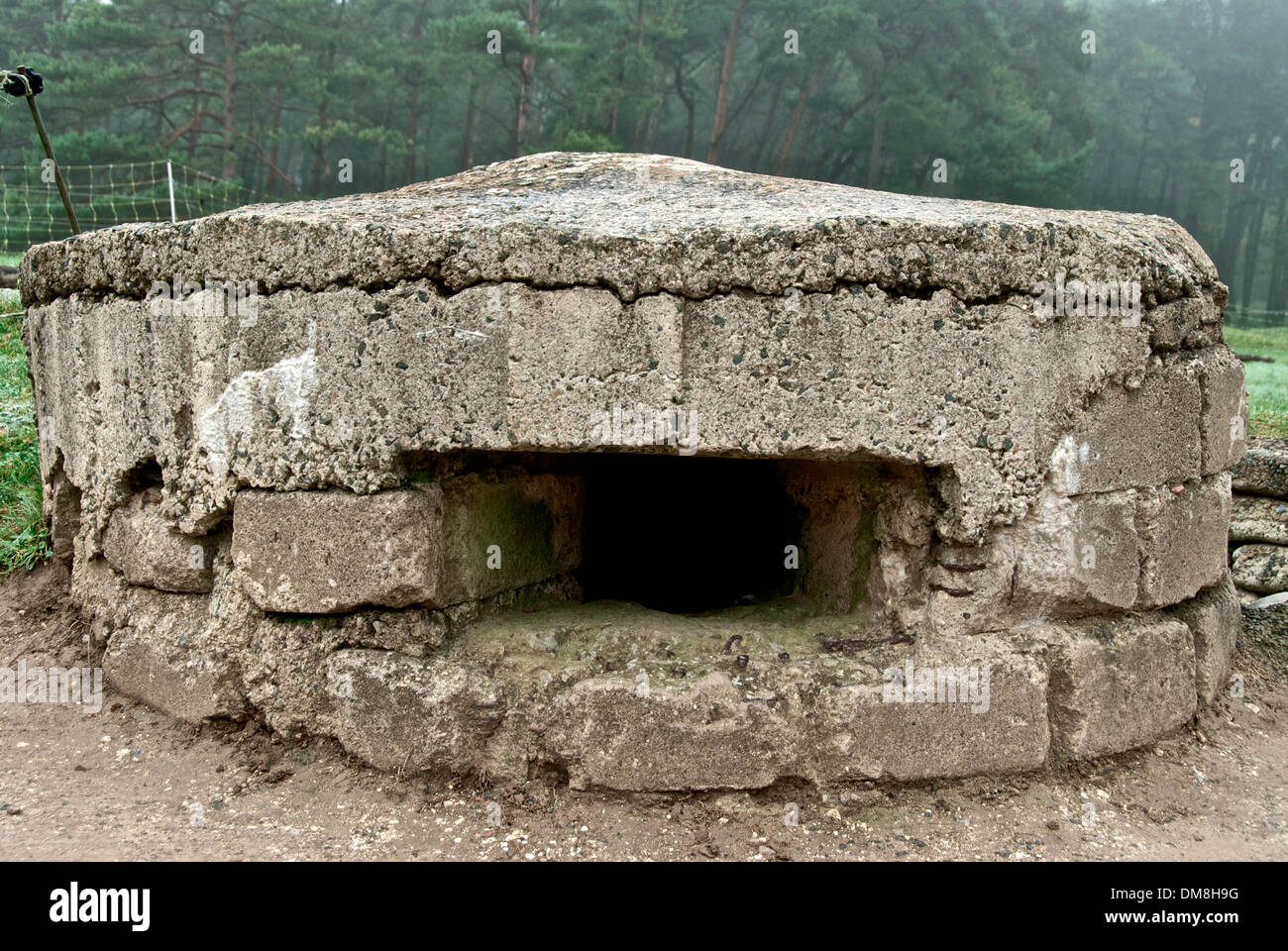 Trench box hi-res stock photography and images - Alamy