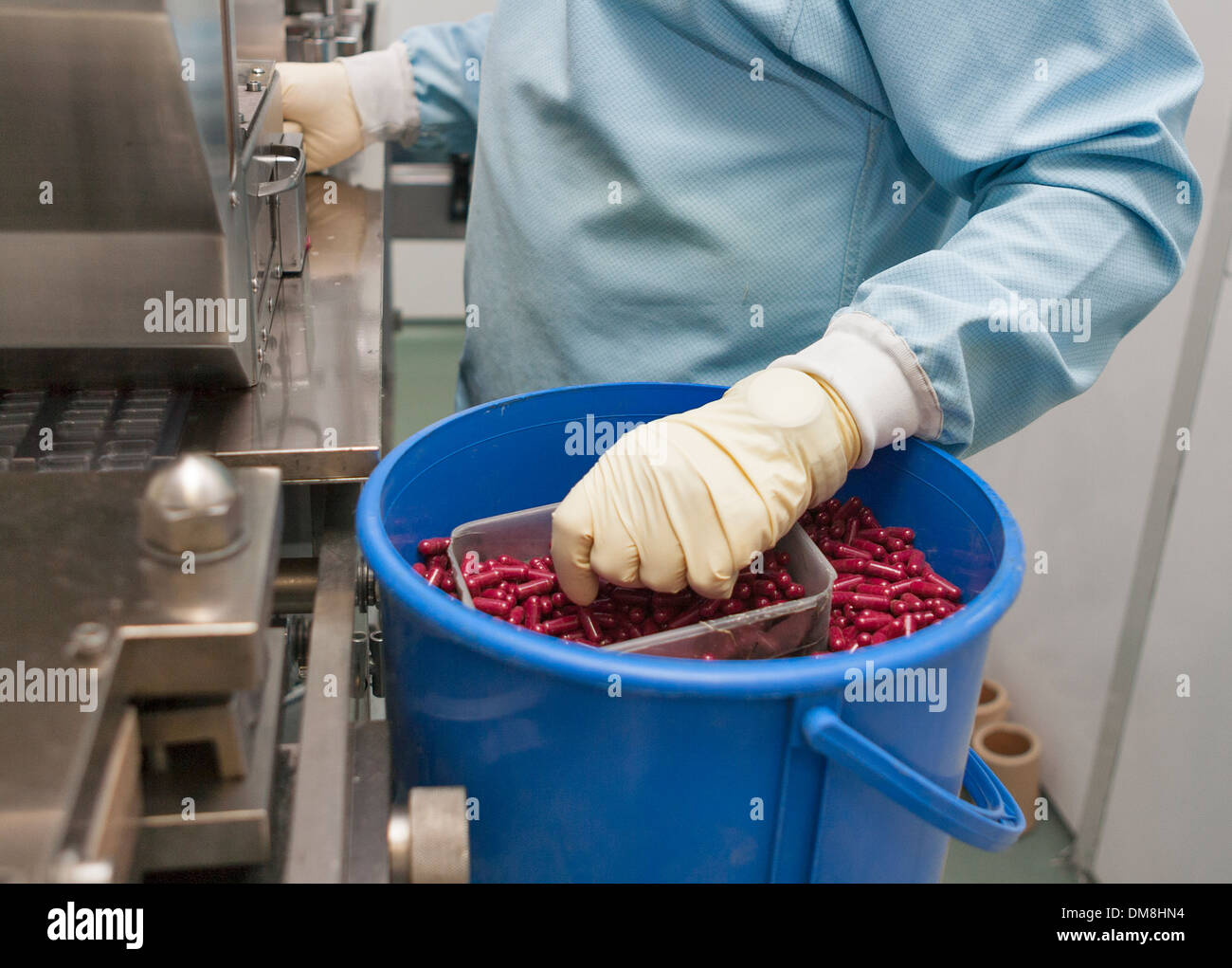 Blister packing hi-res stock photography and images - Alamy