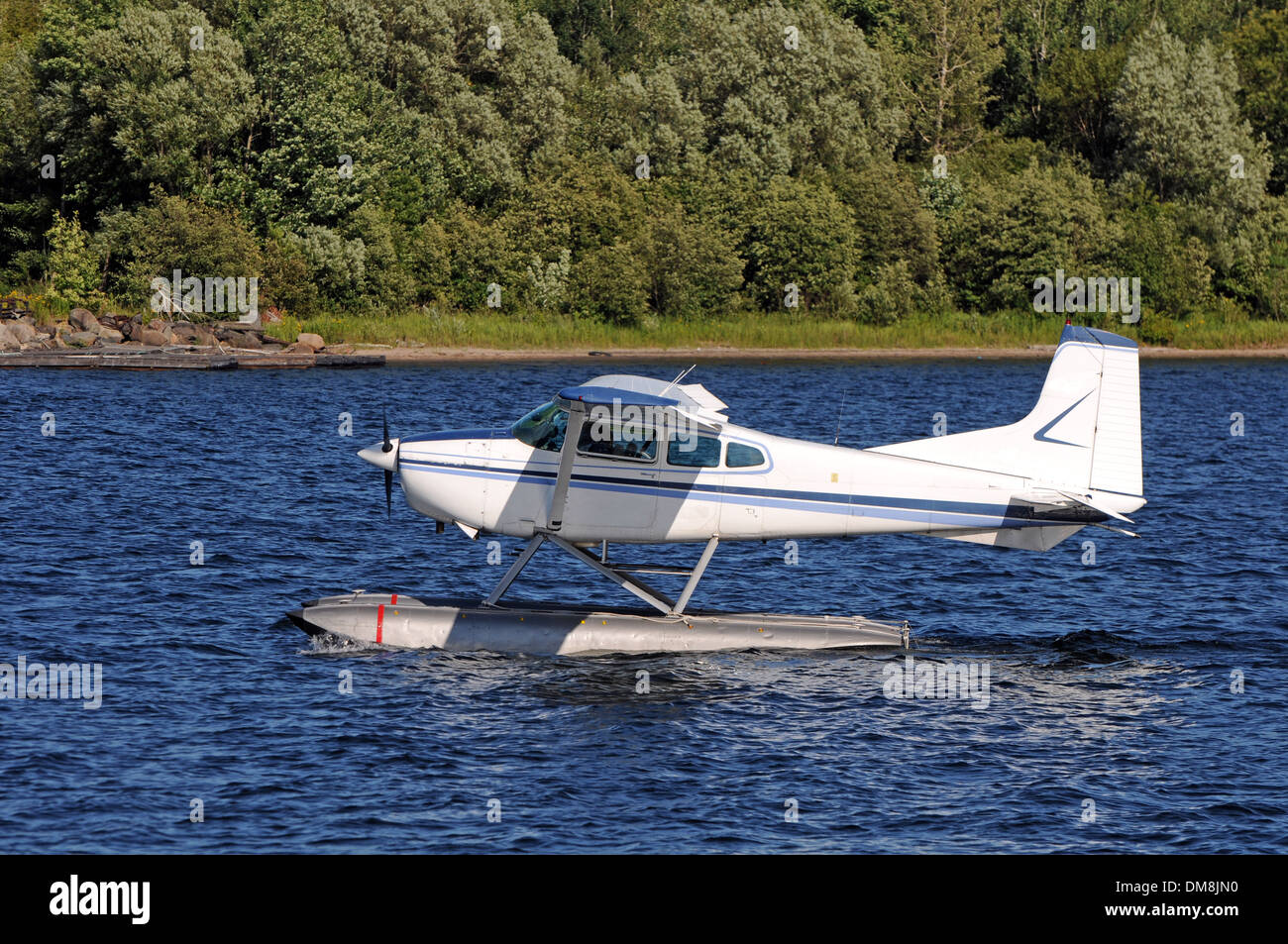 Alaskan float plane hi-res stock photography and images - Alamy