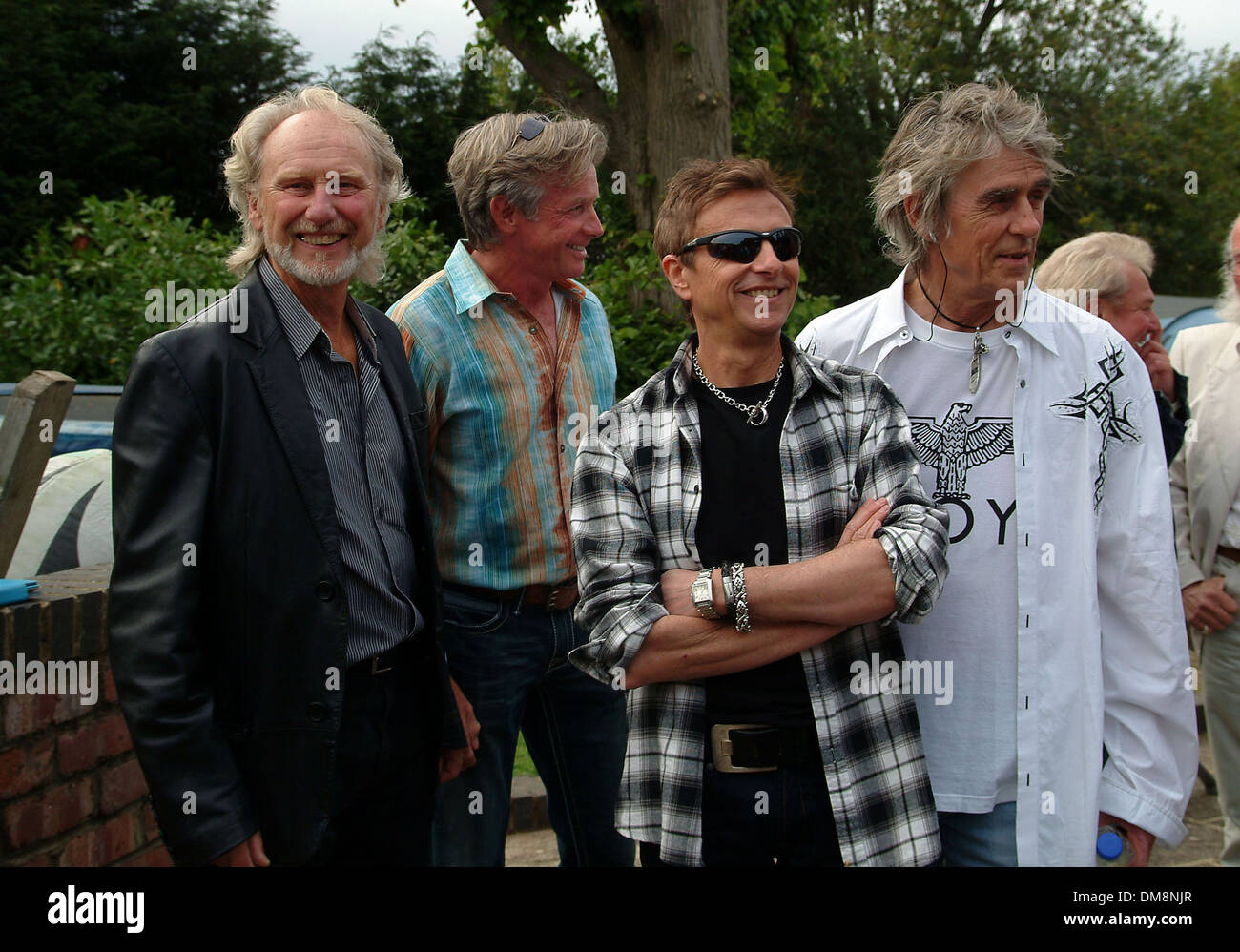 Martin turner wishbone ash hi-res stock photography and images - Alamy
