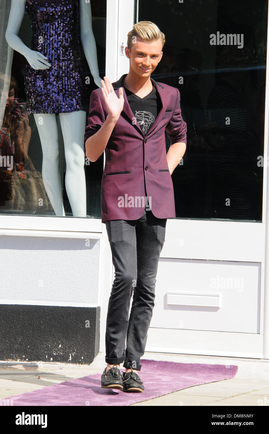 Harry Derbridge Reality TV star opens her new shop 'Amy Childs ...