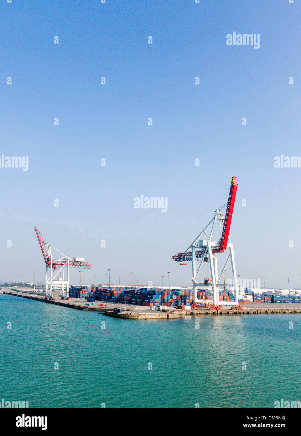 Containers and container loading cranes at the Terminal des Flandres ...