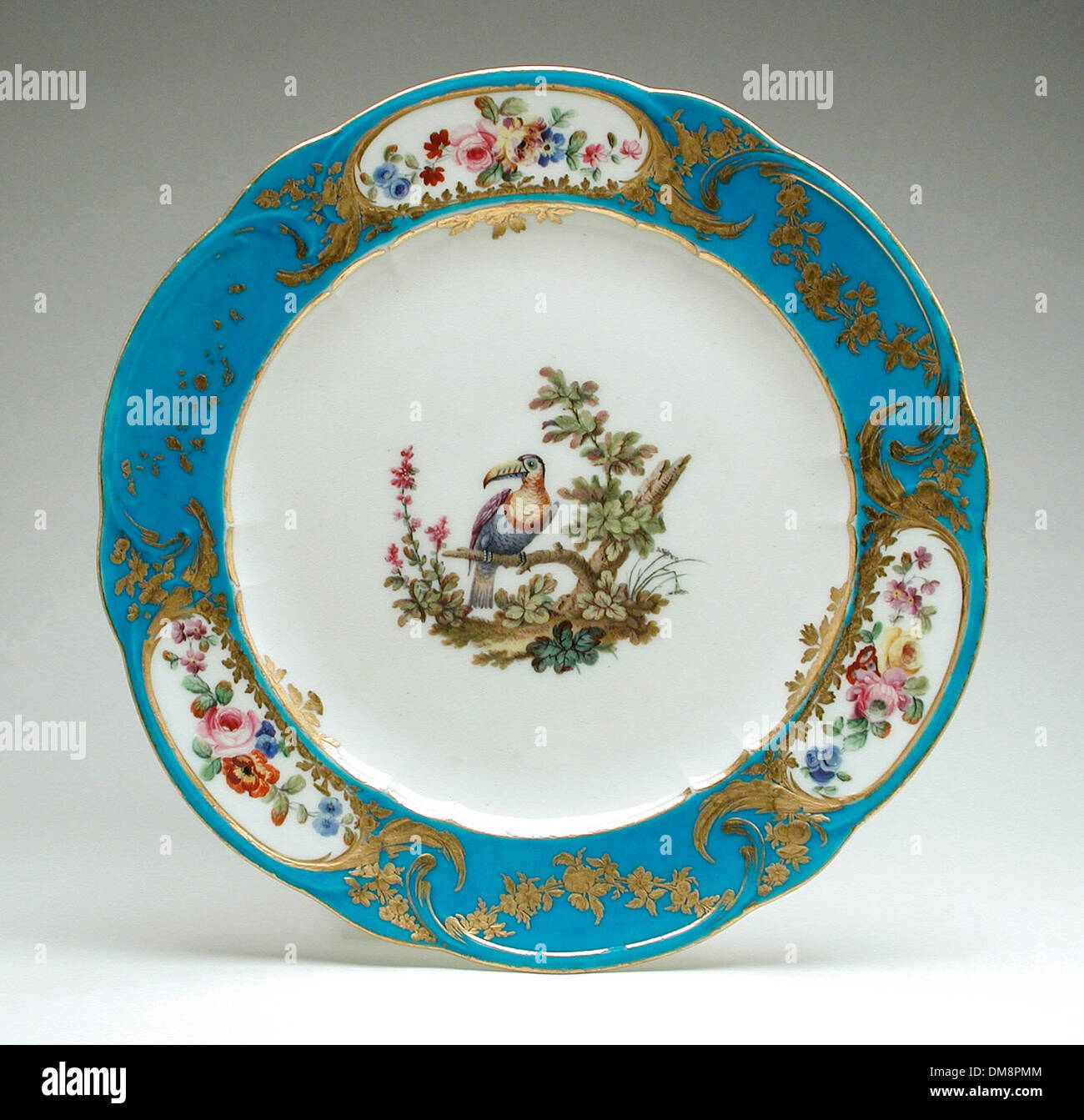 Six Turquoise Plates 47.35.3.1 Stock Photo - Alamy