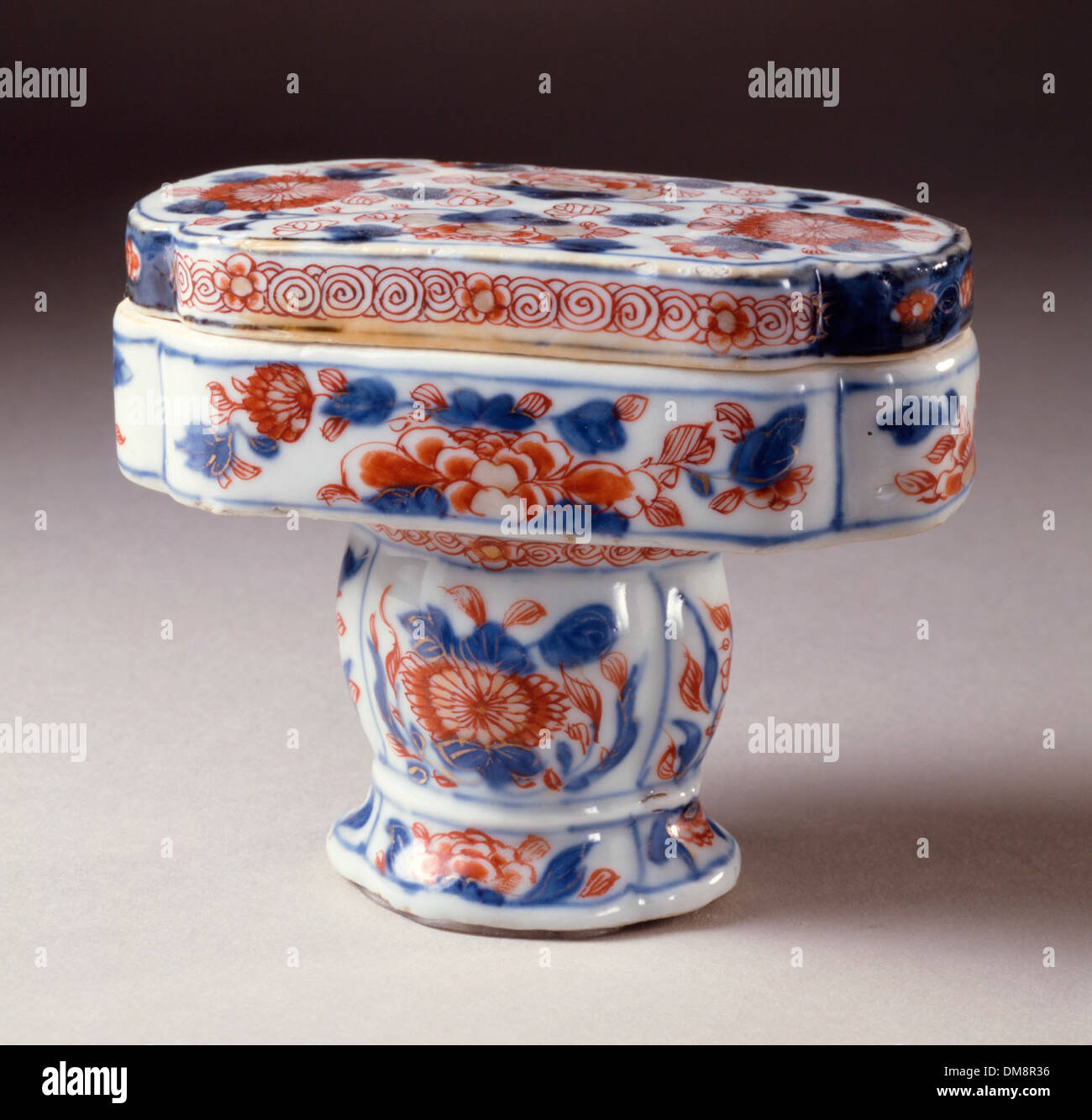 This spice box and lid from the collection of Ancient and Islamic Art ...