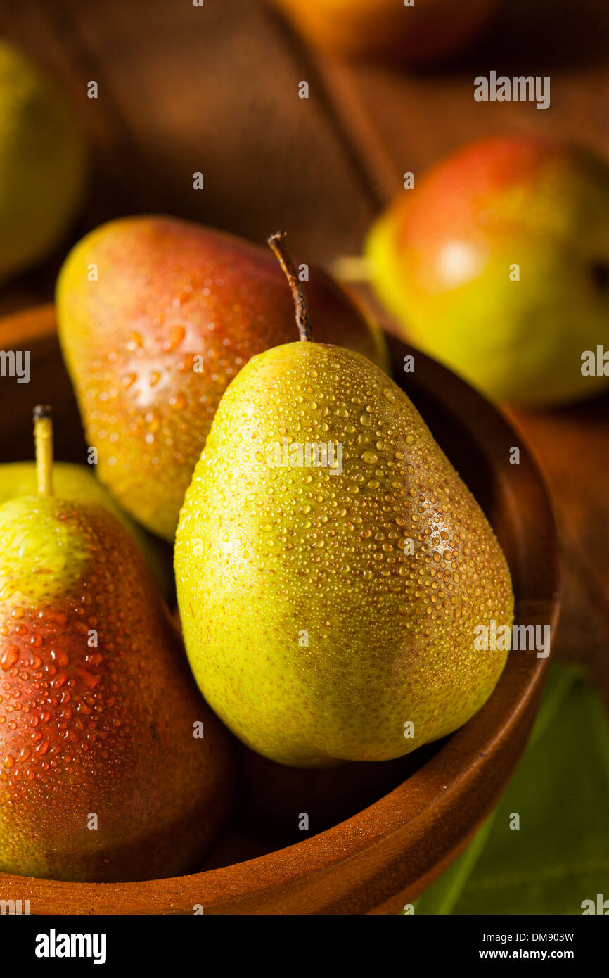 Green Organic Healthy Pears Ripe and Ready to Eat Stock Photo - Alamy