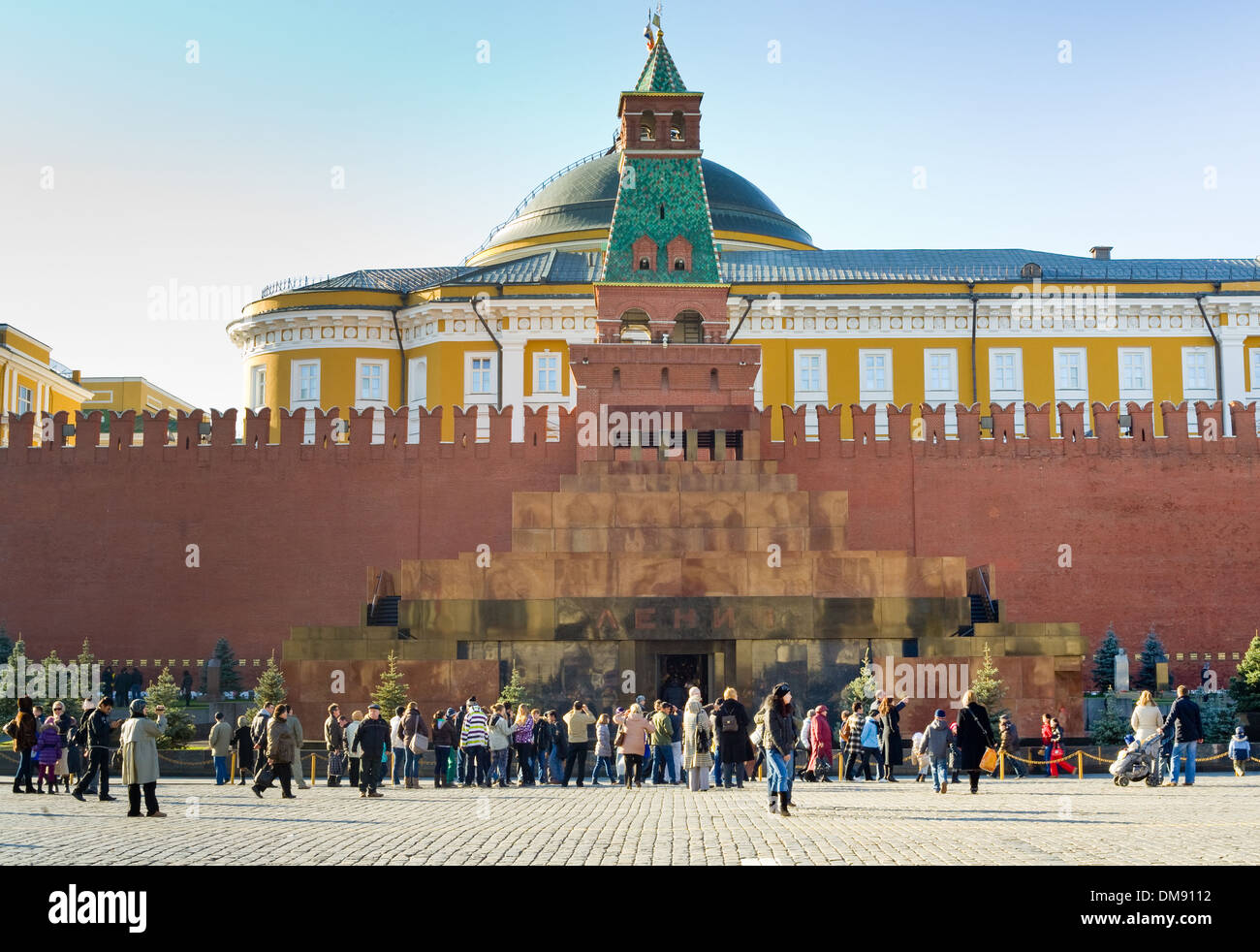 Lenin mausoleum hi-res stock photography and images - Alamy