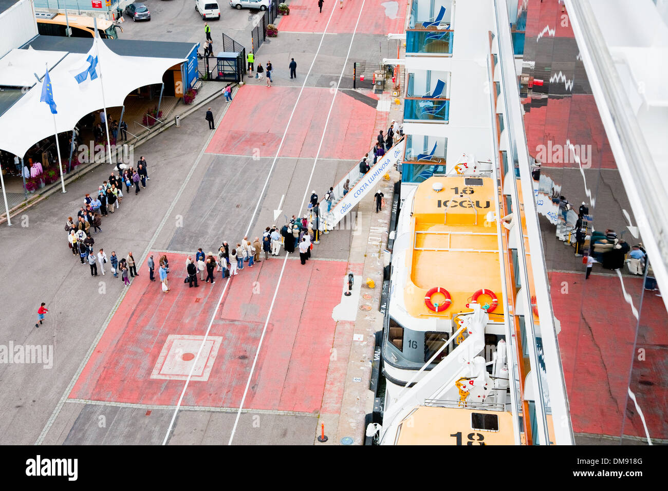 Entryladder hi-res stock photography and images - Alamy