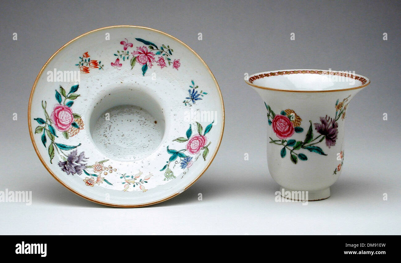 Porcelain cup saucer part hi-res stock photography and images - Alamy
