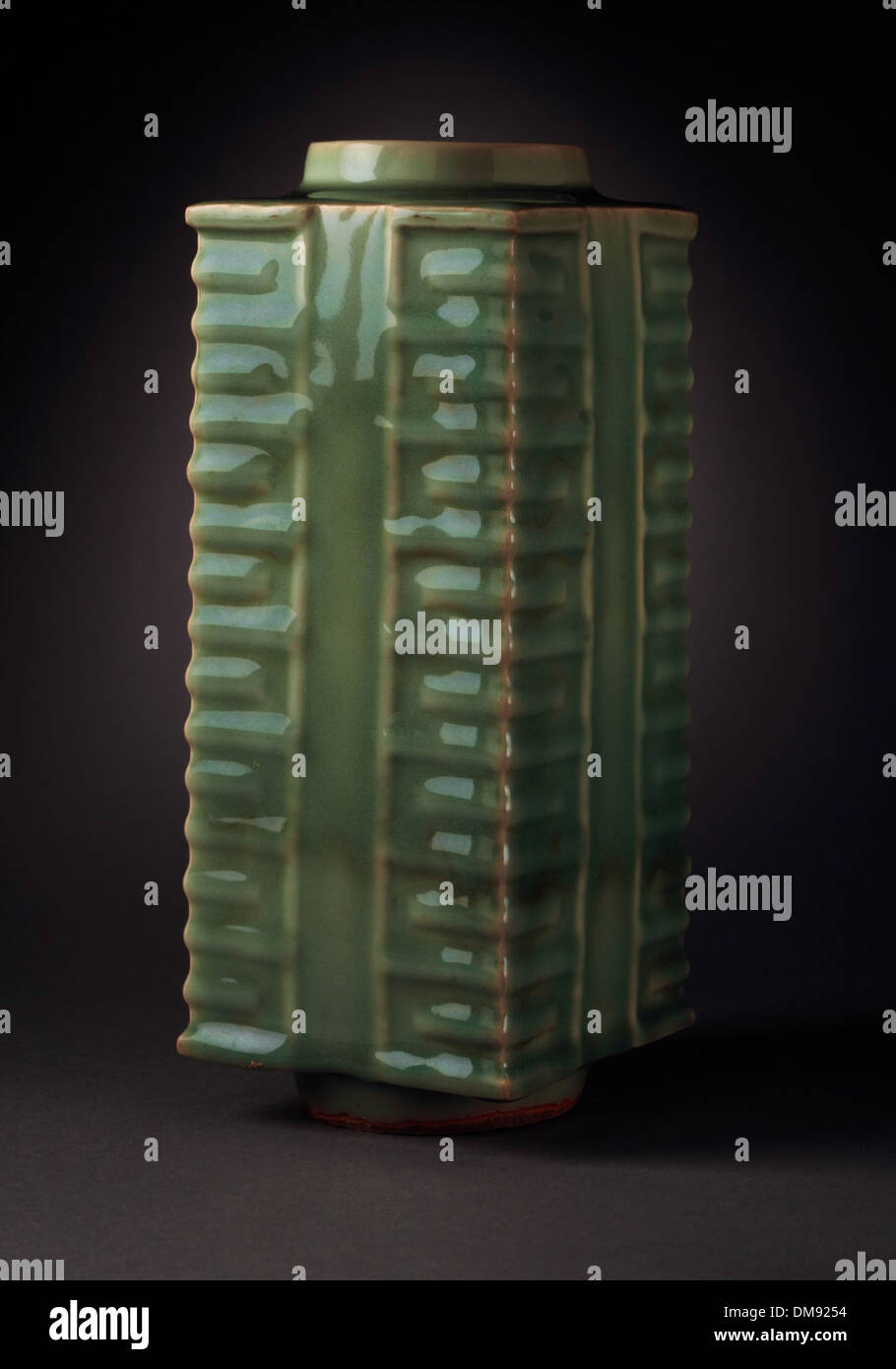 A ceremonial vase (Ping) in the form of an archaic jade ritual tube ...