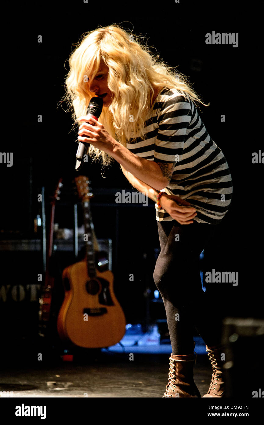 Sarah blackwood hi-res stock photography and images - Alamy