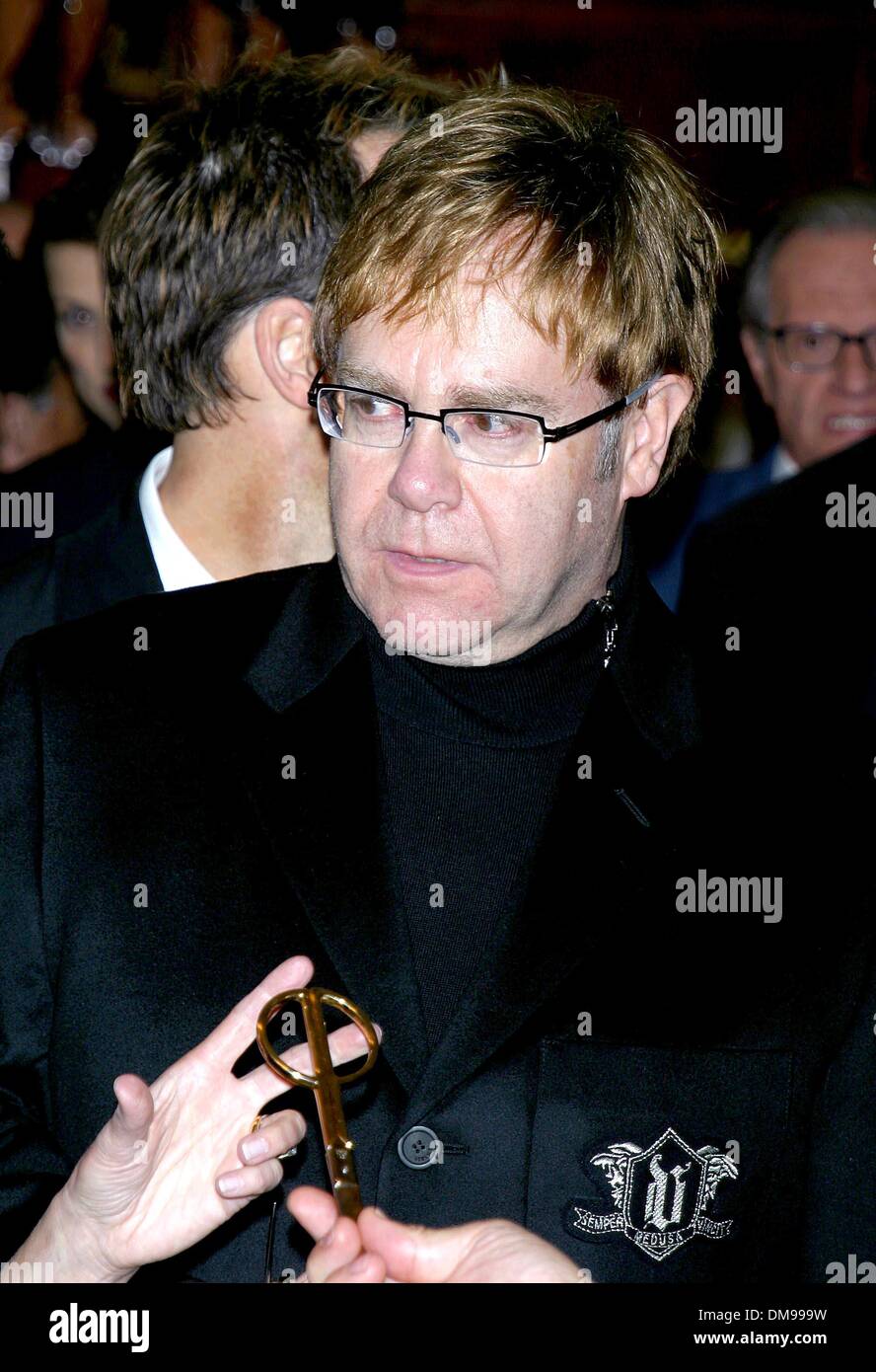 Oct. 14, 2002 - Beverly Hills, CALIFORNIA, USA - ELTON JOHN ..K26760MR ...