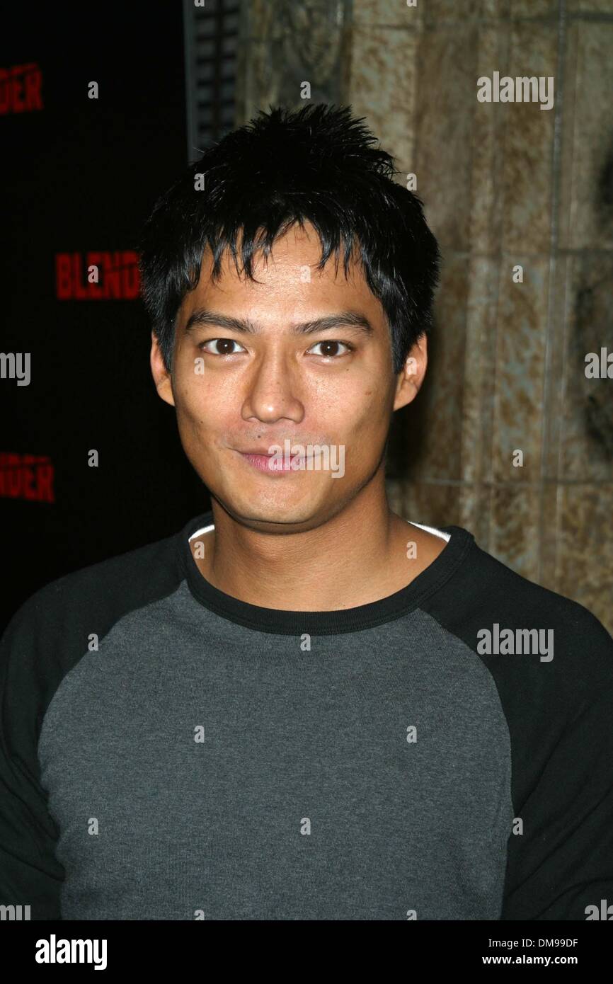 Oct. 30, 2002 - Hollywood, CALIFORNIA, USA - ARCHIE KAO ..K26970MR ...