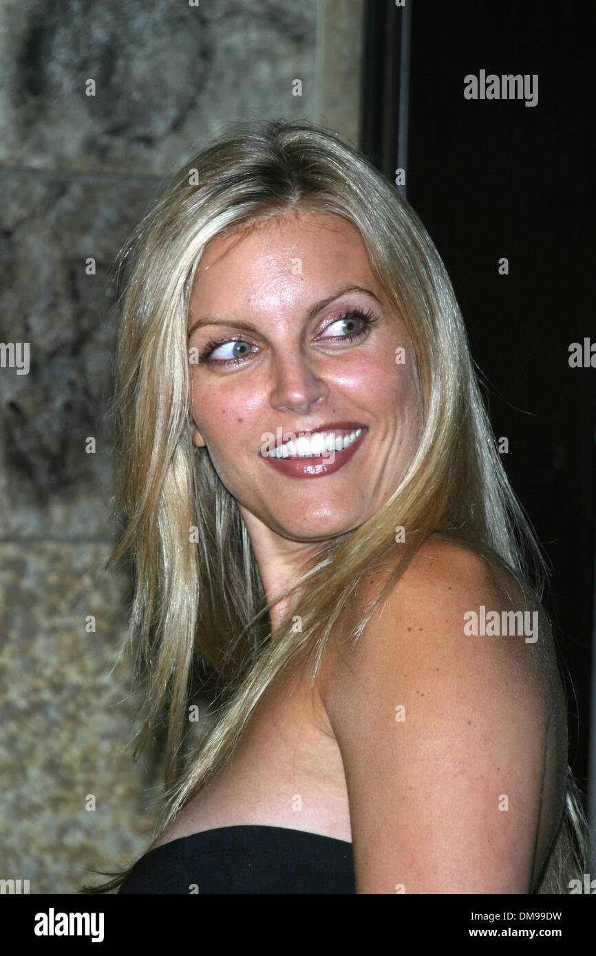 Oct. 30, 2002 - Hollywood, CALIFORNIA, USA - CAREY LESSARD ..K26970MR ...