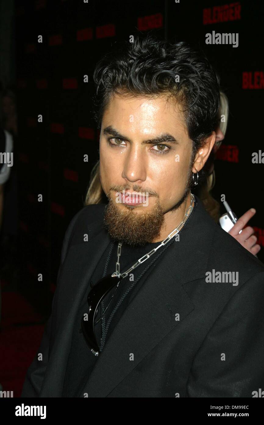 Oct. 30, 2002 - Hollywood, CALIFORNIA, USA - DAVE NAVARRO ..K26970MR ...