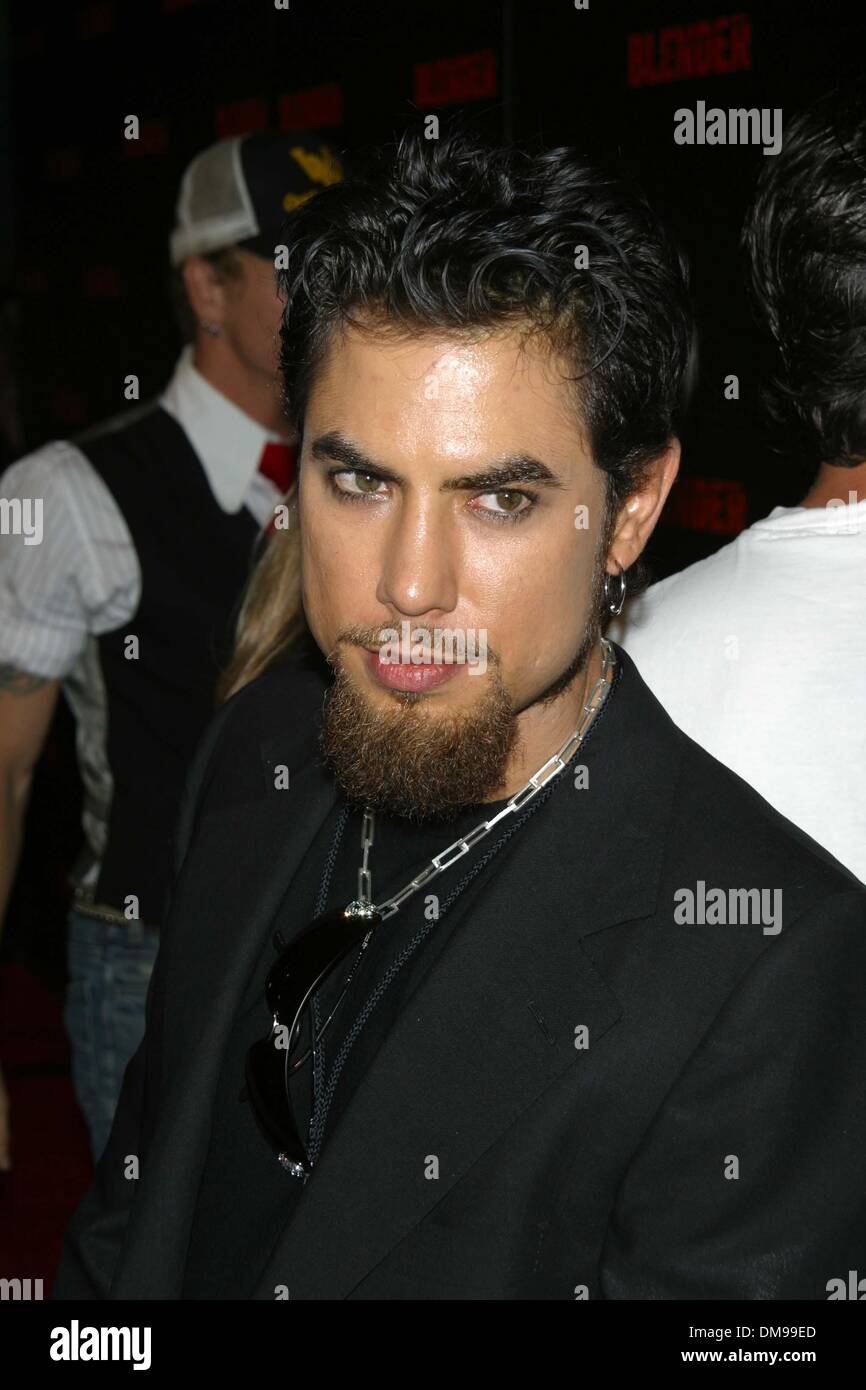Oct. 30, 2002 - Hollywood, CALIFORNIA, USA - DAVE NAVARRO ..K26970MR ...