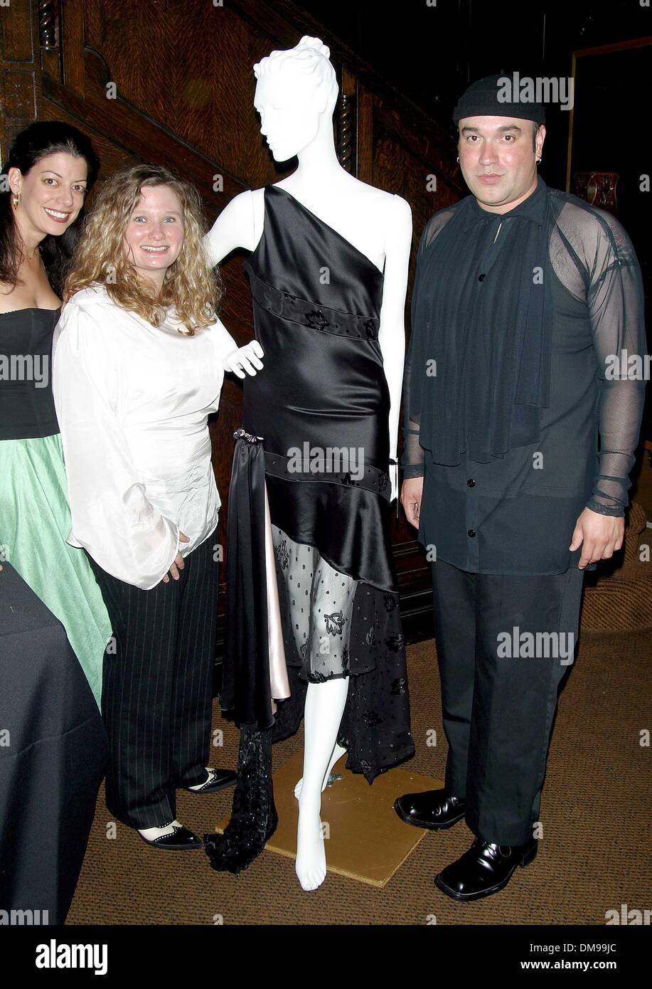 Nov. 8, 2002 - Los Angeles, CALIFORNIA, USA - SHANA ROCHELEAU, ROMEY ...