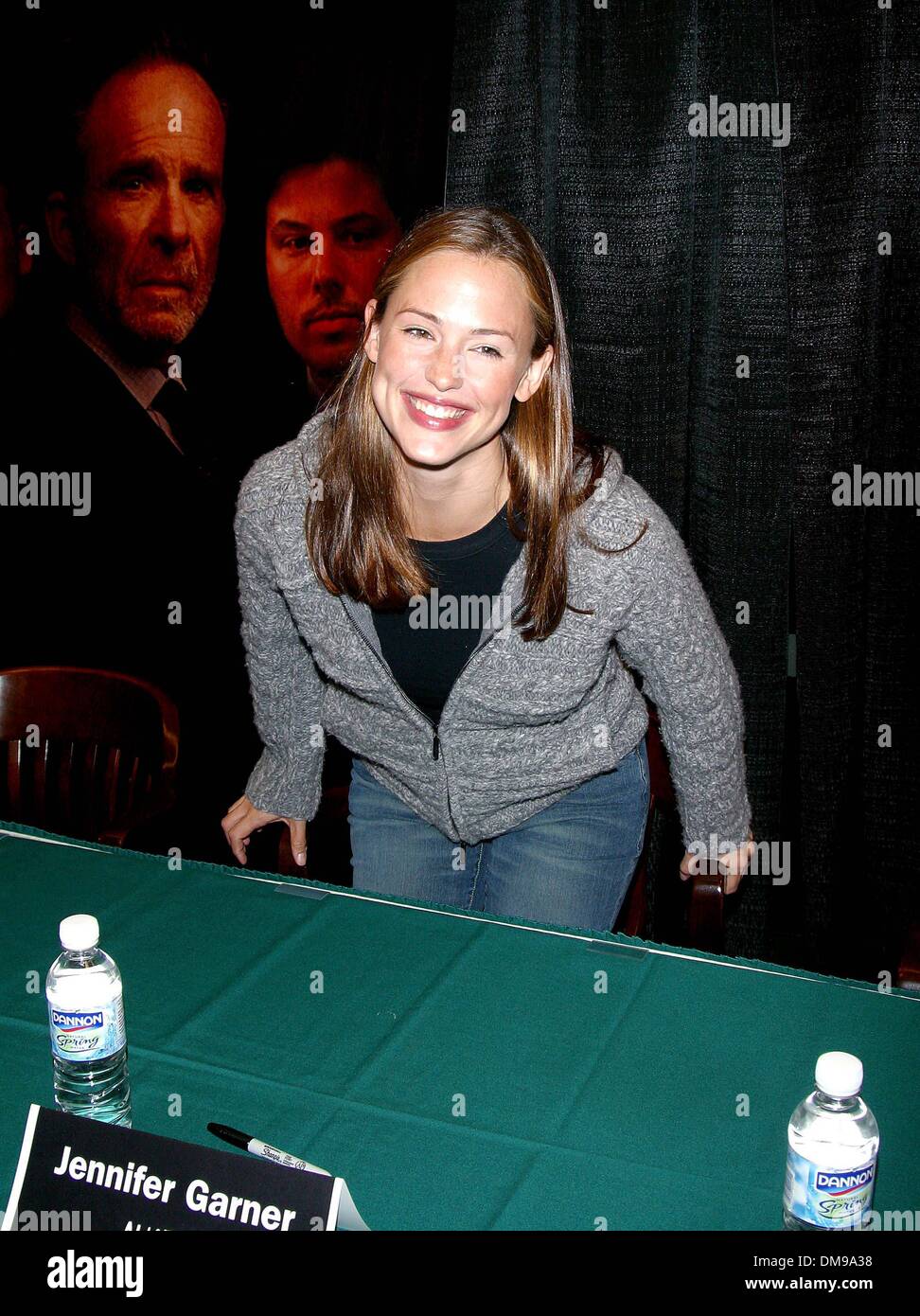 Jan. 1, 1980 - Los Angeles, CALIFORNIA, USA - JENNIFER GARNER ...
