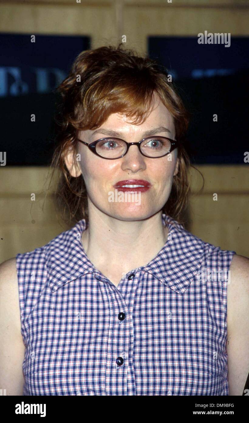 Sept. 26, 2002 - Los Angeles, CA, USA - K26406MR - MUSEUM SEMINAR ...