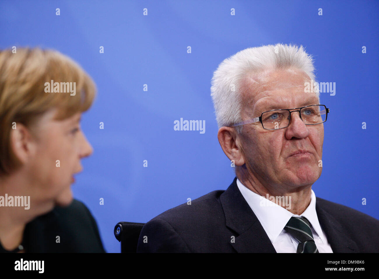 Berlin germany press conference at the chancellery angela merkel hi-res ...