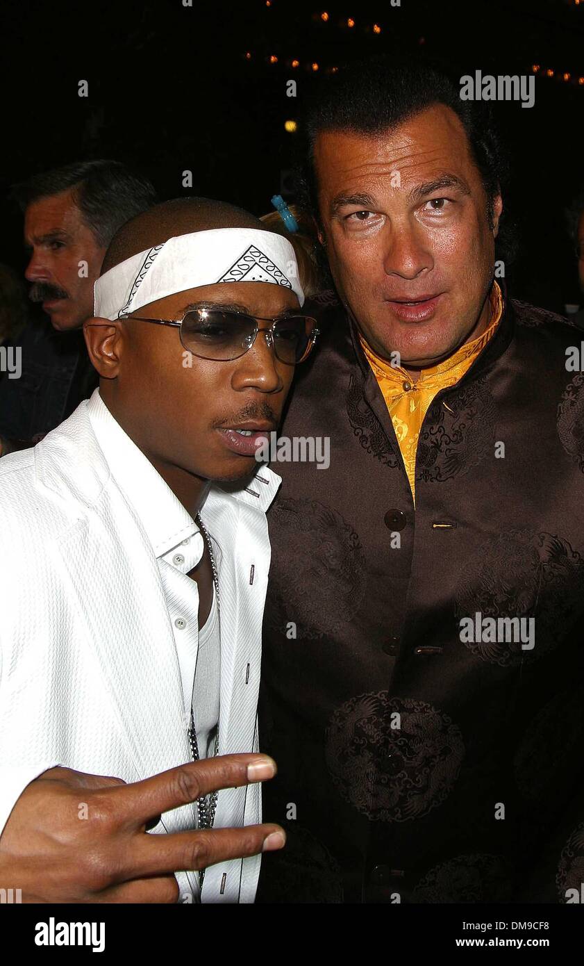 Steven seagal half past dead hi-res stock photography and images - Alamy