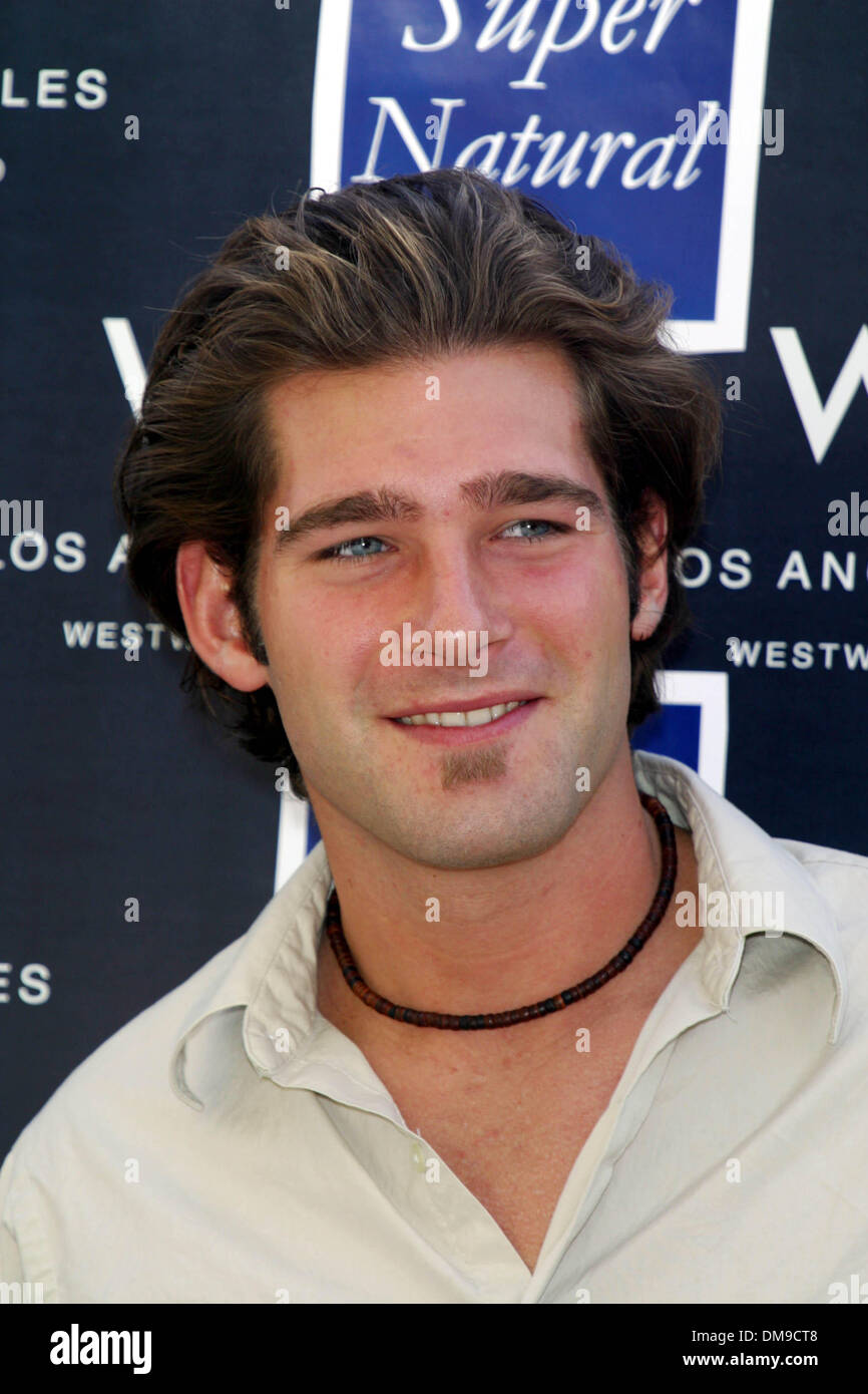Nov. 16, 2002 - Westwood, CALIFORNIA, USA - JASON GUY ..K27209MR 2ND ...