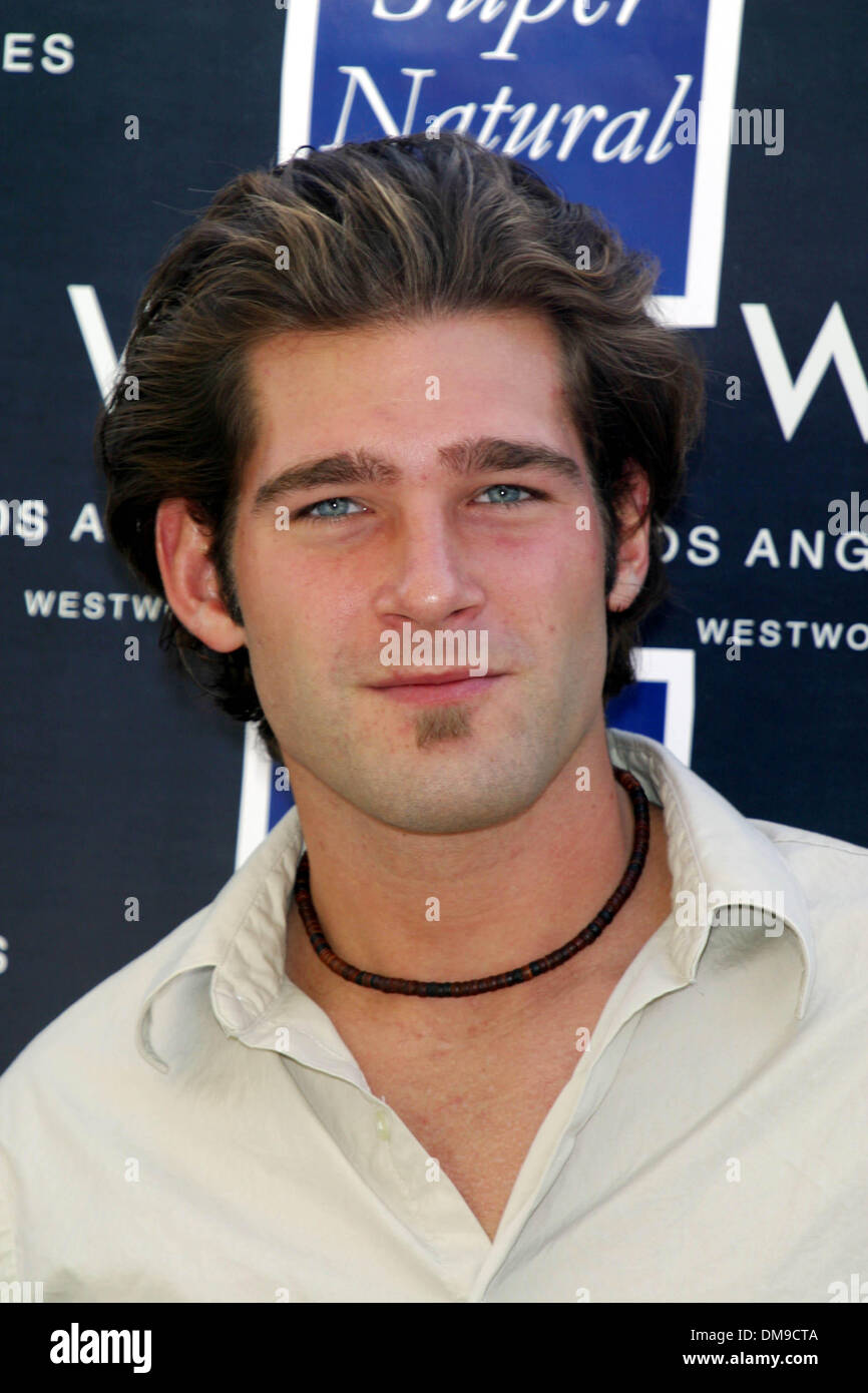 Nov. 16, 2002 - Westwood, CALIFORNIA, USA - JASON GUY ..K27209MR 2ND ...