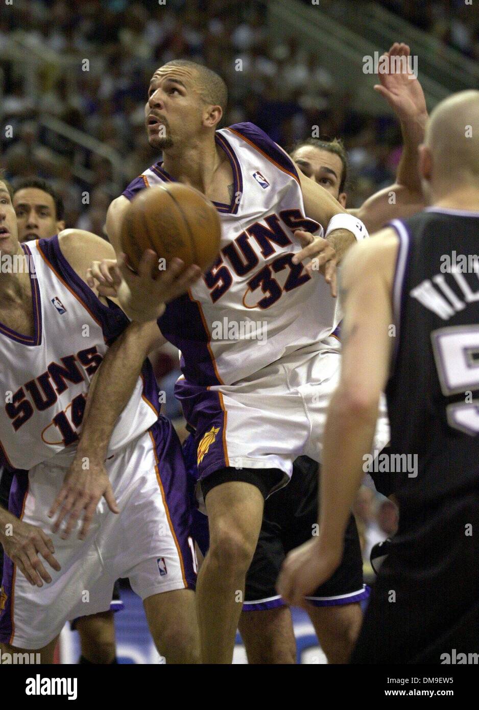 Phoenix Suns guard Jason Kidd goes up up the middle for a shot during ...