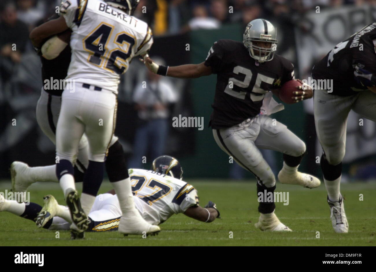 18 november 2001 hi-res stock photography and images - Alamy