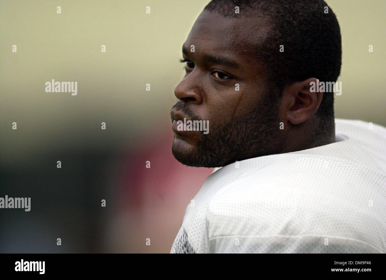 Oakland Raiders runningback Charlie Garner (25) during practice at ...