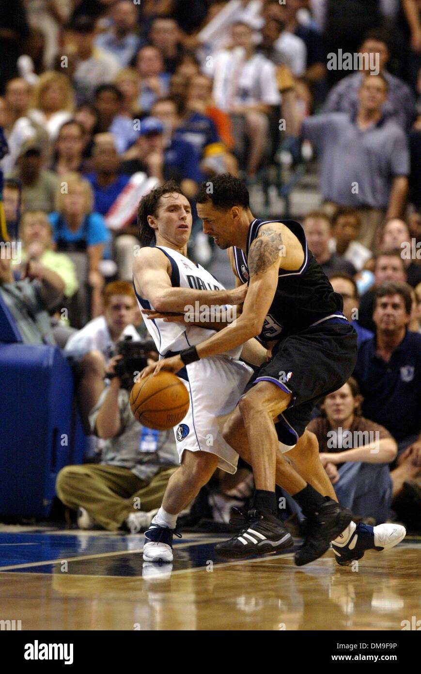 Kings guard doug christie drives hi-res stock photography and images ...