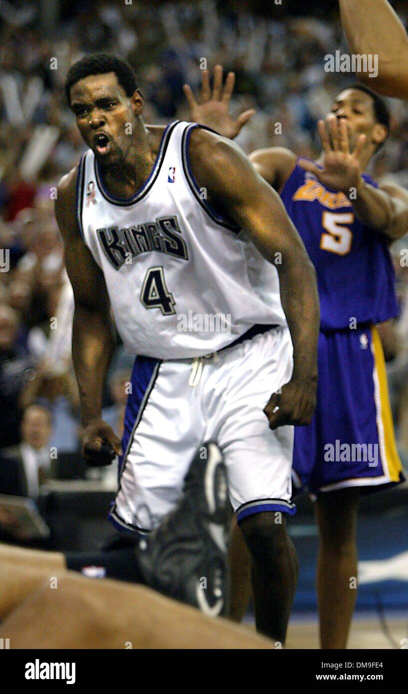 Robert horry kings 2002 hi-res stock photography and images - Alamy