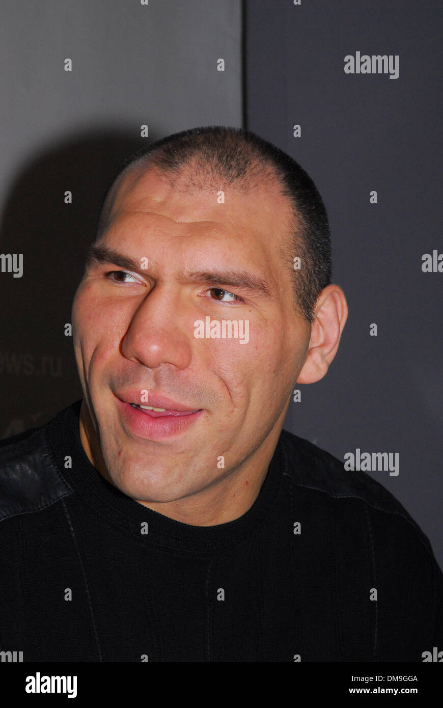 Russian heavy weight boxer Nikolai Valuev at the press conference in ...