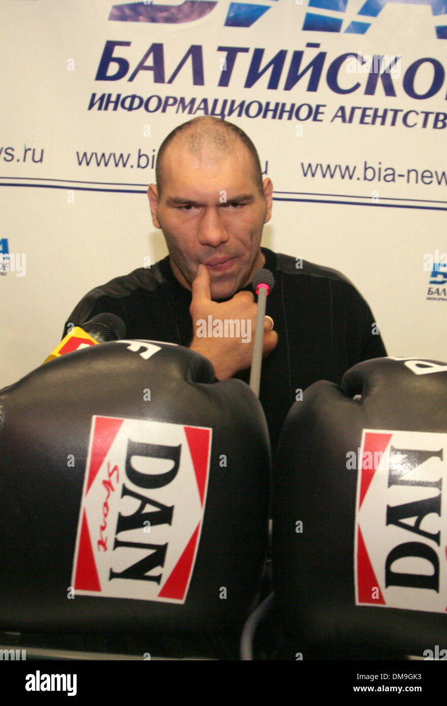 Russian bokser-professional, world champion Nikolay Valuev at press ...