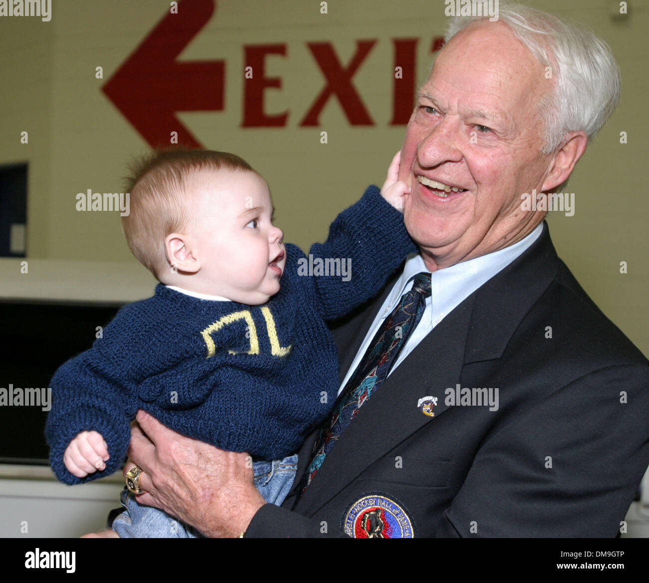 Gordy howe hi-res stock photography and images - Alamy
