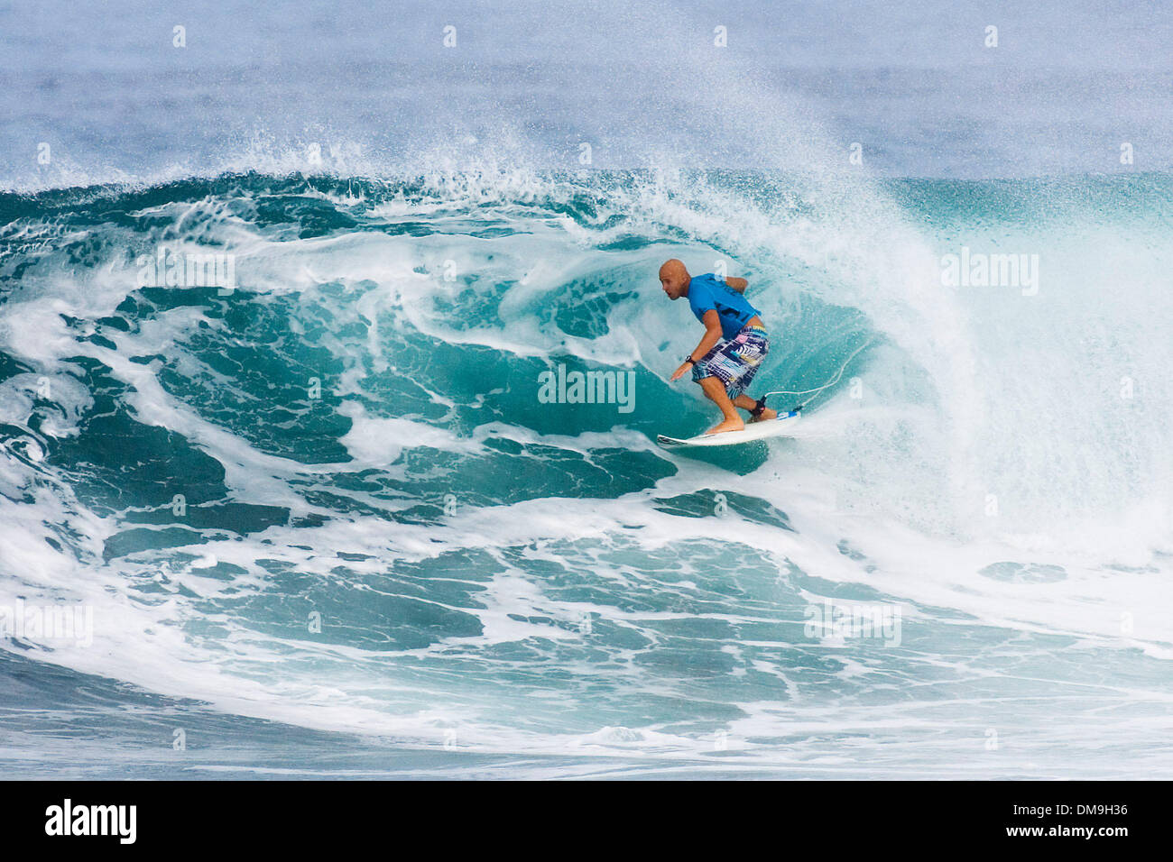 Nov 16, 2005; Haleiwa, HI, USA; SHAUN GOSSMANN (Gold Coast, Aus ...