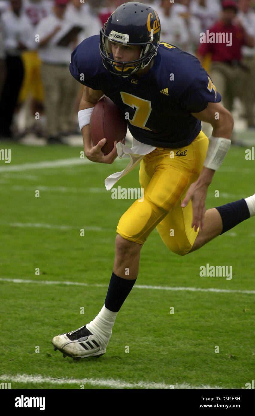 Nov 17, 2005; Berkeley, CA, USA; Cal's quarterback Kyle Boller comes in ...
