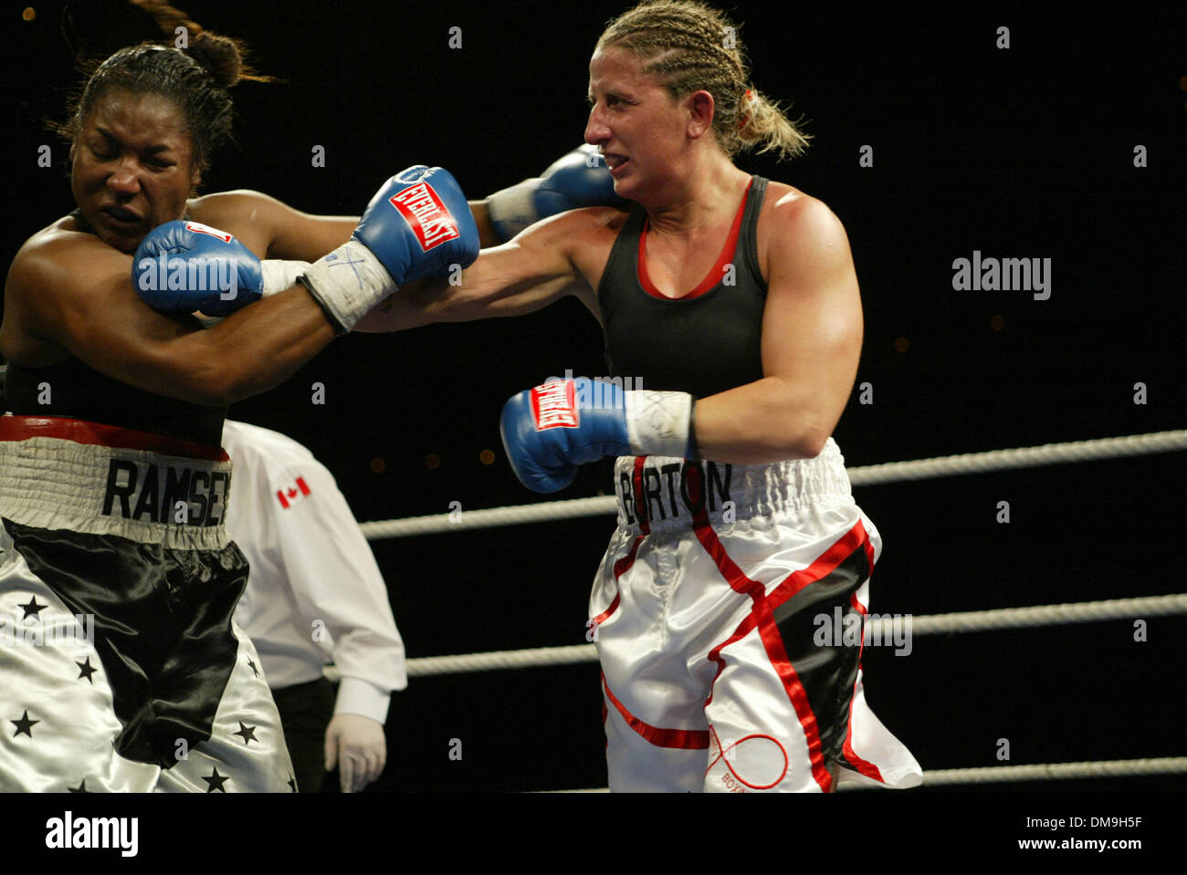 Nov 18, 2005; Edmonton, Alberta, CANADA; Canada Boxer SHELLEY BURTON (R ...