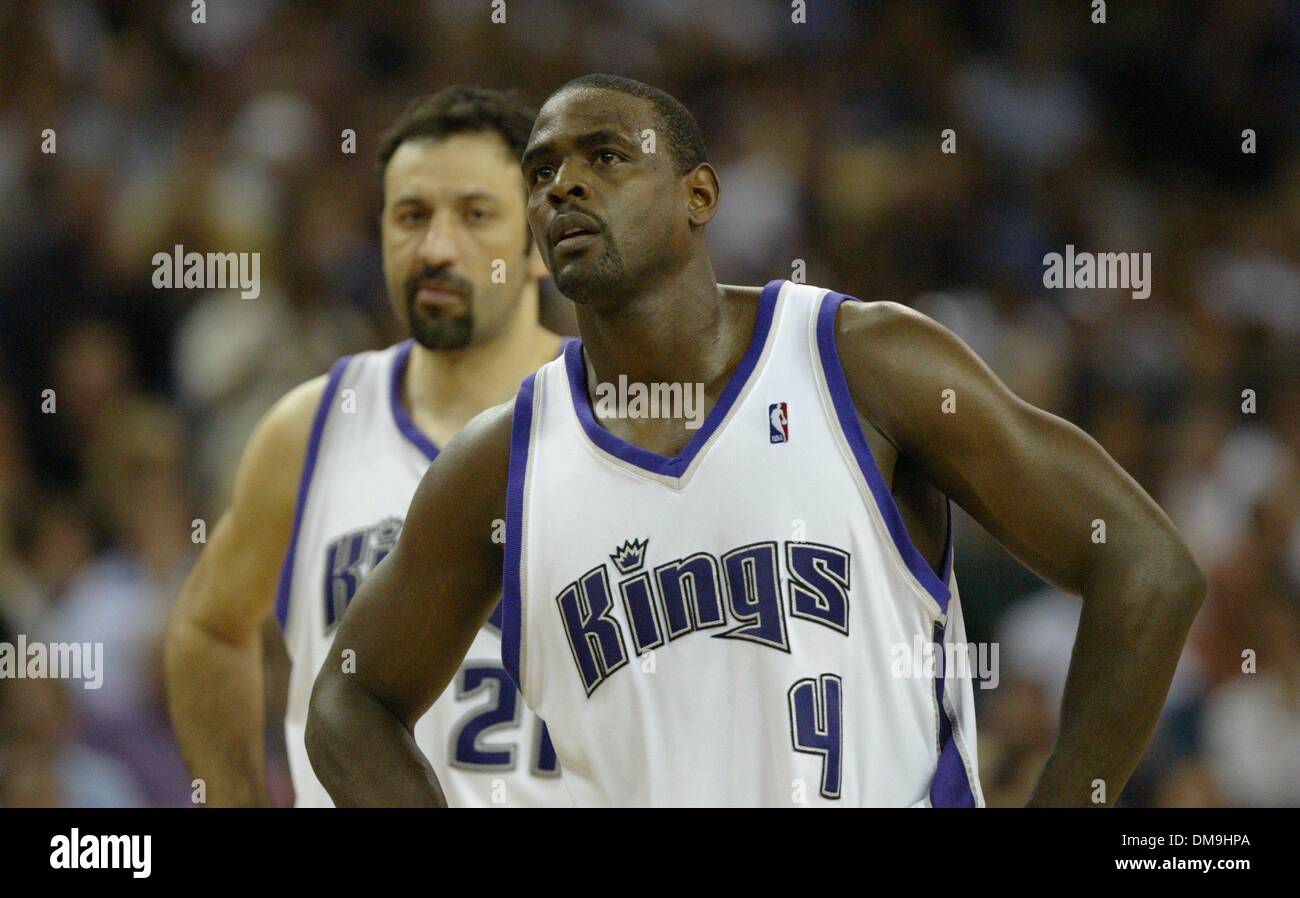 Kings chris webber vlade divac hi-res stock photography and images - Alamy