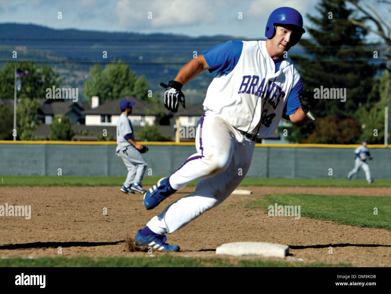Justin-Siena's Brett Wallace rounds third on his way home to score ...