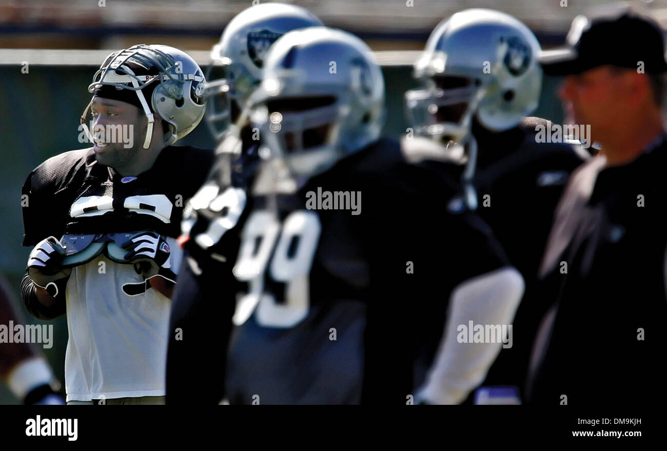 Oakland Raiders #98 Bobby Hamilton, far left, at training camp on ...