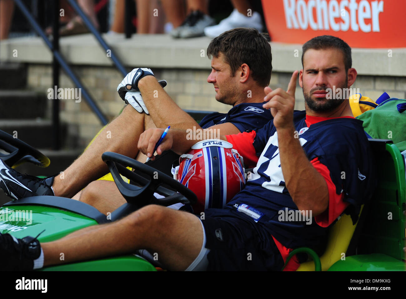 Wait for signals hi-res stock photography and images - Alamy