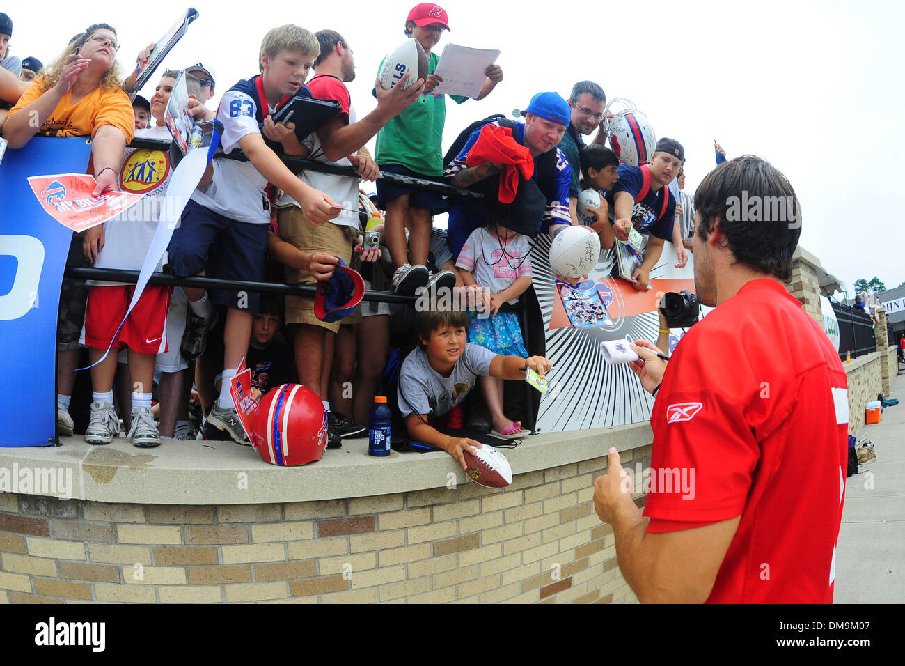 Buffalo bills fans hi-res stock photography and images - Alamy