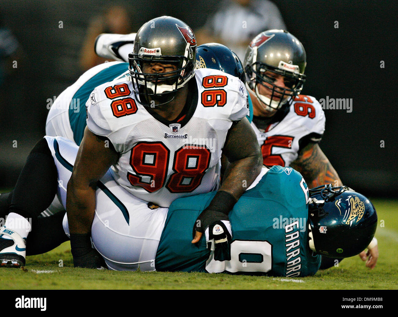OT 309419 WALL Bucs 12 (08/22/2009 Jacksonville) Tampa Bay Buccaneers ...