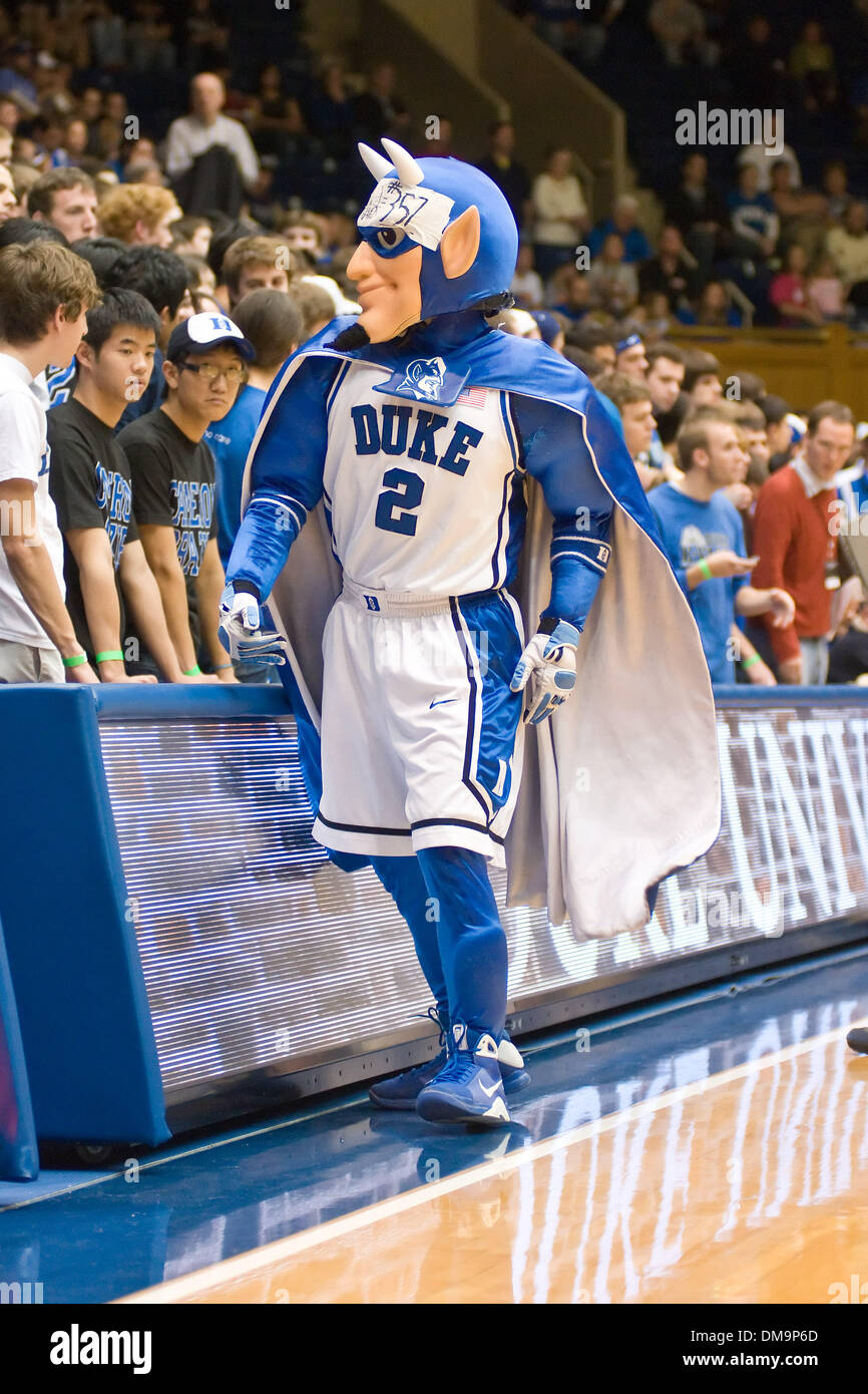 Duke blue devil fans hi-res stock photography and images - Alamy
